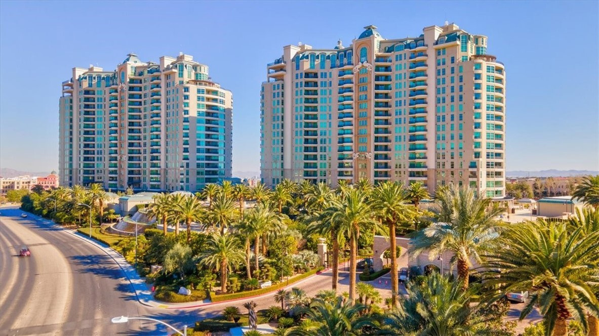 One Queensridge Place Las Vegas - The Thomas Group